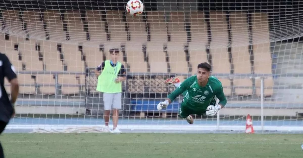 El meta Matías Ramos, baja por lesión en el Xerez DFC para Granada