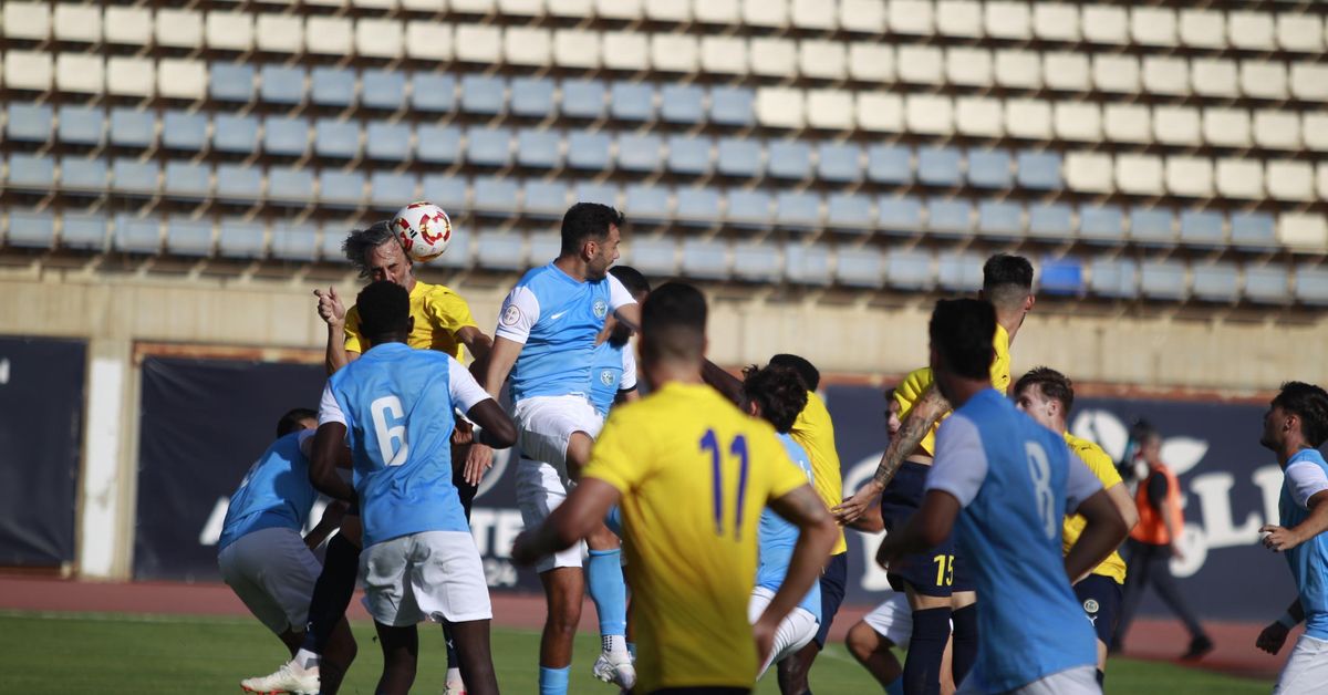 El Poli El Ejido reacciona ante el colista Málaga City (2-0)