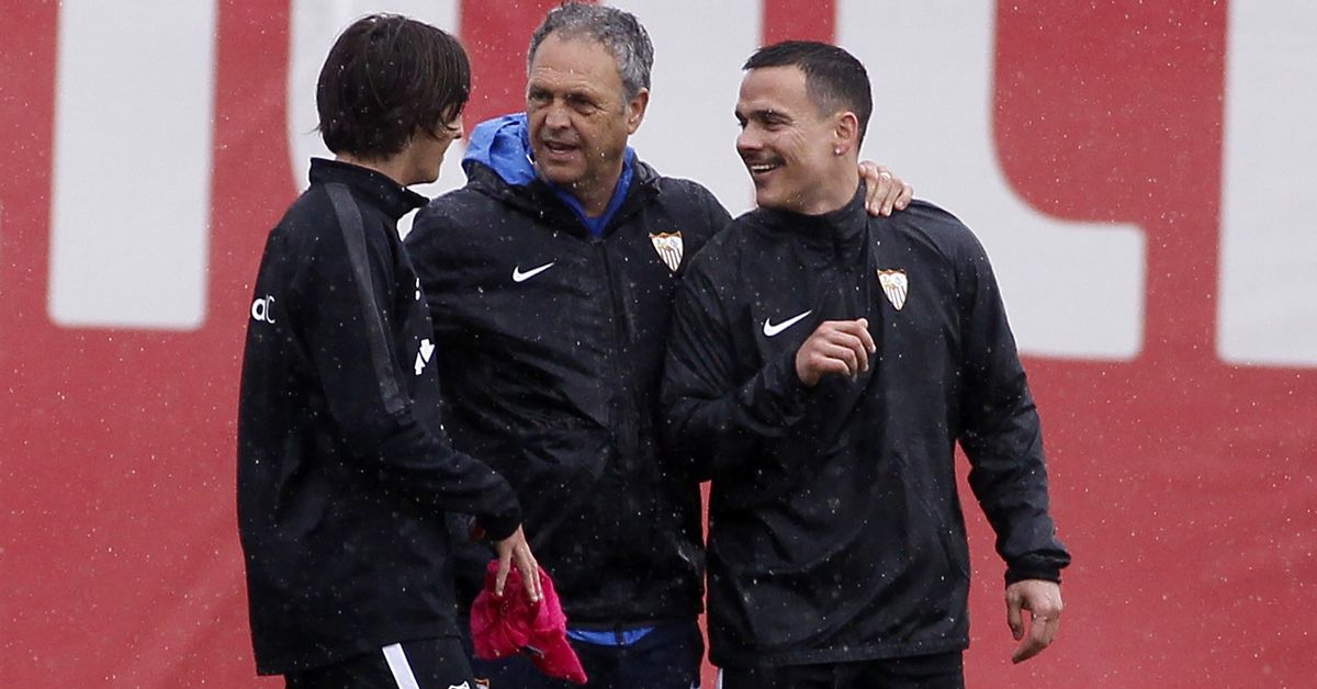 Sevilla FC: Caparrós: "Gracias; todas las victorias se consiguen luchando"