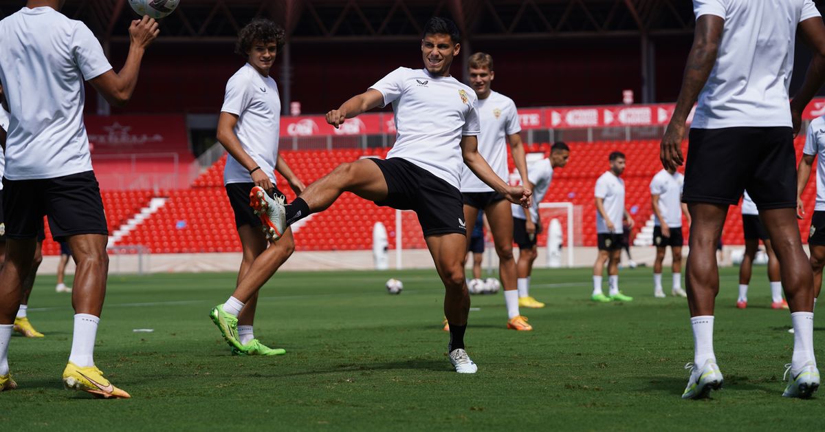 El Almería afronta cuatro salidas de vértigo antes del Mundial de Qatar