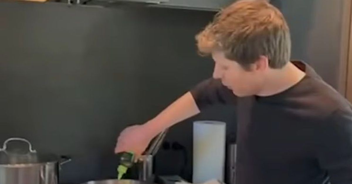 Sam Altman, creador de Chat GPT, sorprende cocinando con aceite ...