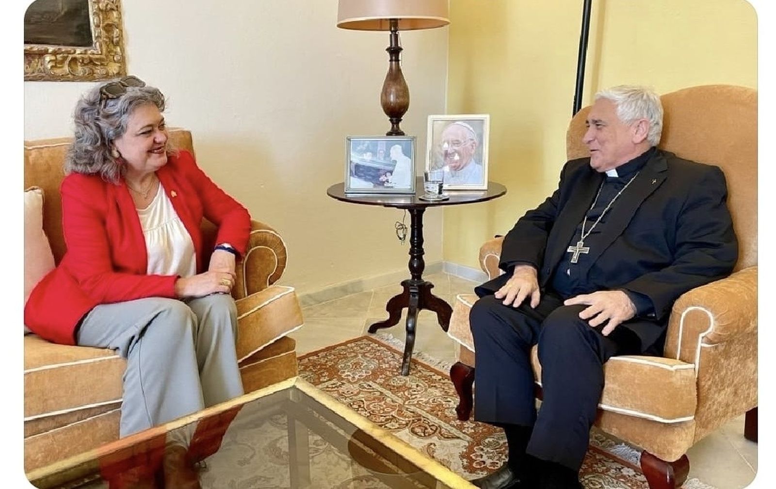 Don Rafael también tiene el nuevo IPhone