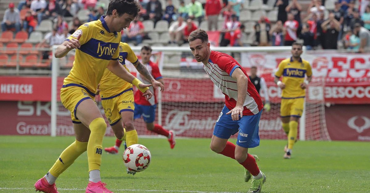 Juan Hernández, del Algeciras al Lorca Deportiva de la Segunda Federación