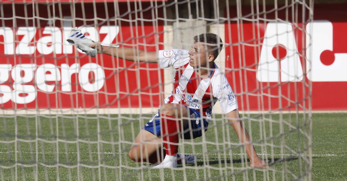 Álvaro Leiva, a punto de sellar su fichaje por el Córdoba de Iván Ania