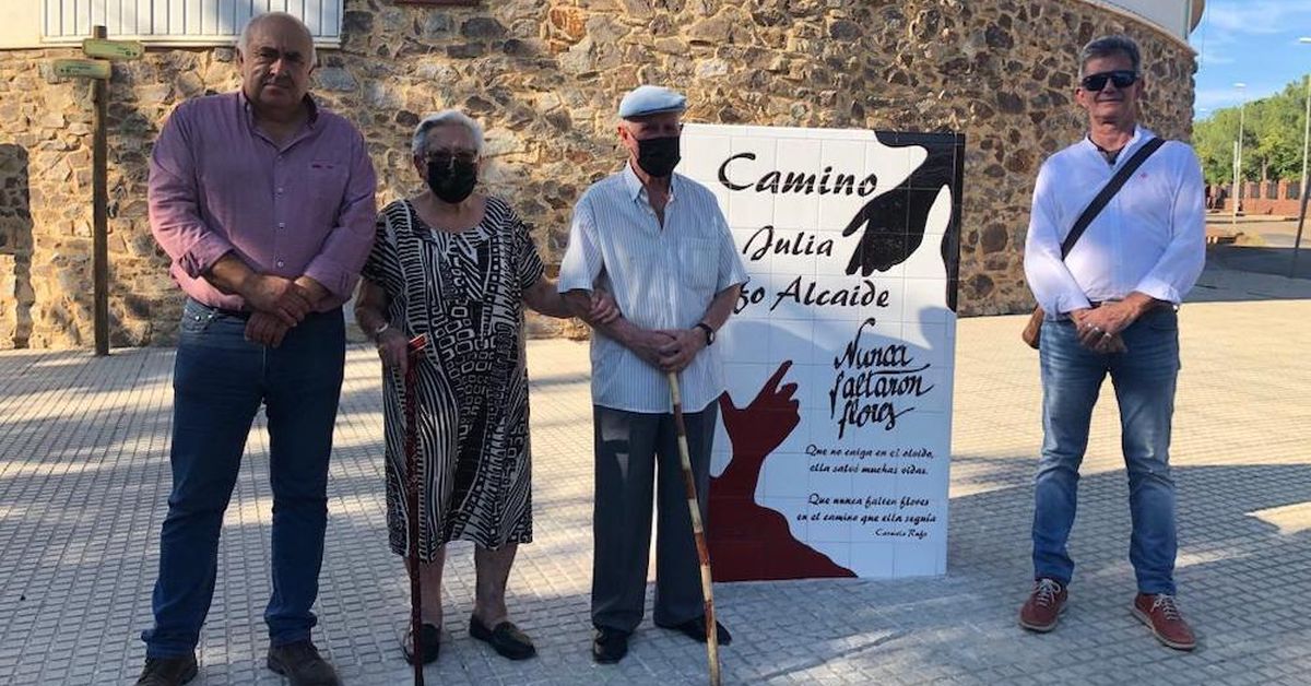 Julia Rufo ya tiene su avenida en el camino hacia el cementerio de Nerva