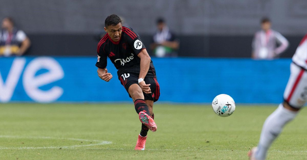 Alexis Sánchez, carisma de líder al servicio del Sevilla