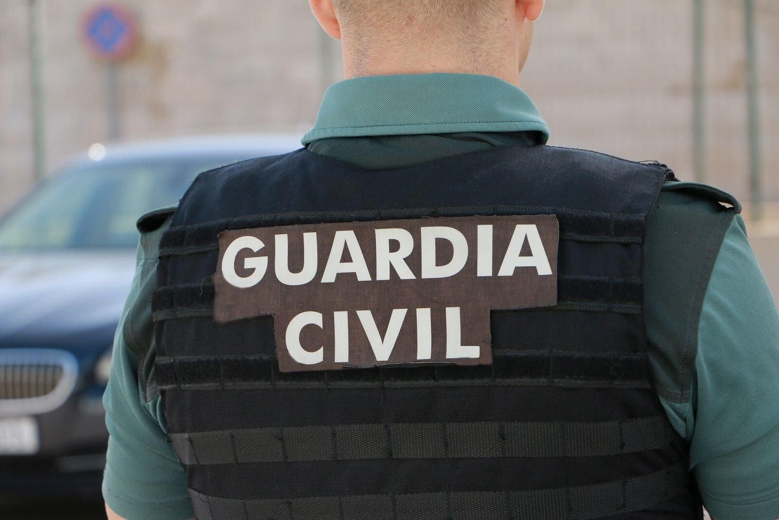 La Guardia Civil detiene a dos personas por tráfico de drogas en la localidad granadina de Nívar