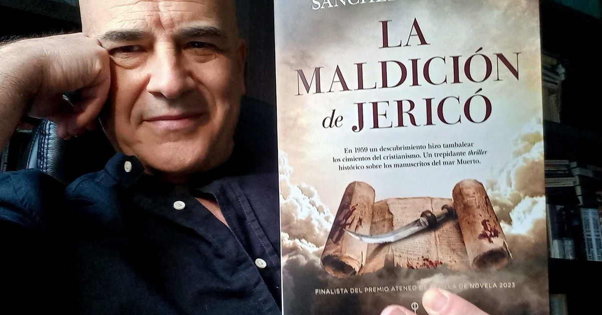 Luis Miguel Sánchez Tostado presenta su nueva novela 'La maldición de ...