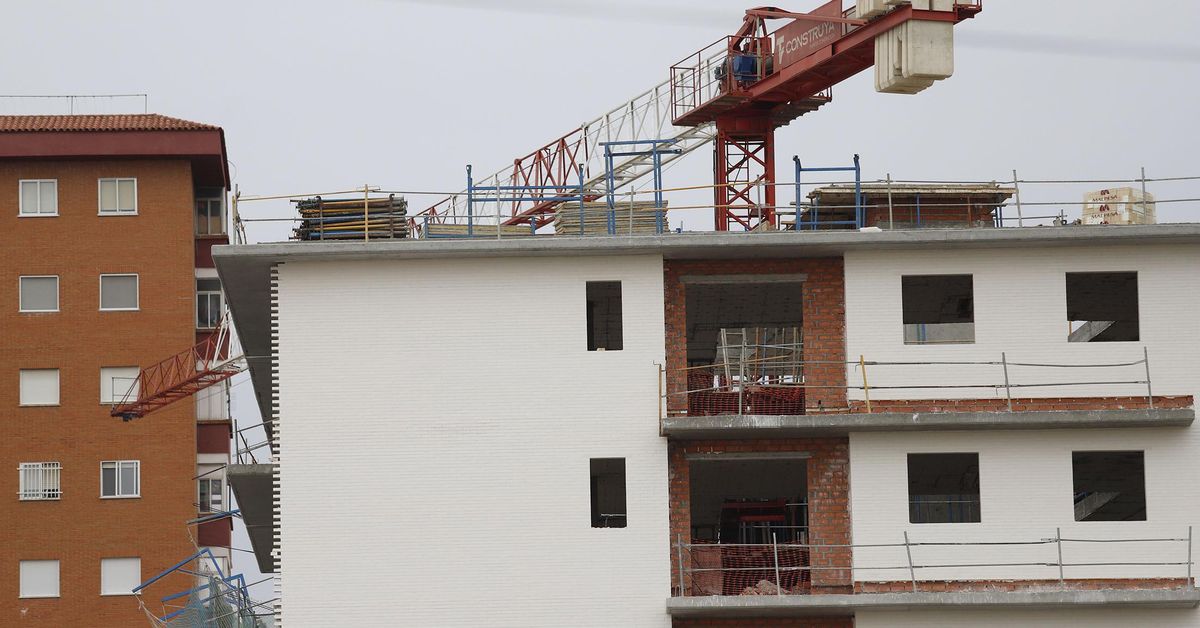 Los menores de 35 años podrán pedir el aval de la Junta para comprar su ... Los menores de 35 años podrán pedir el aval de la Junta para comprar su ...