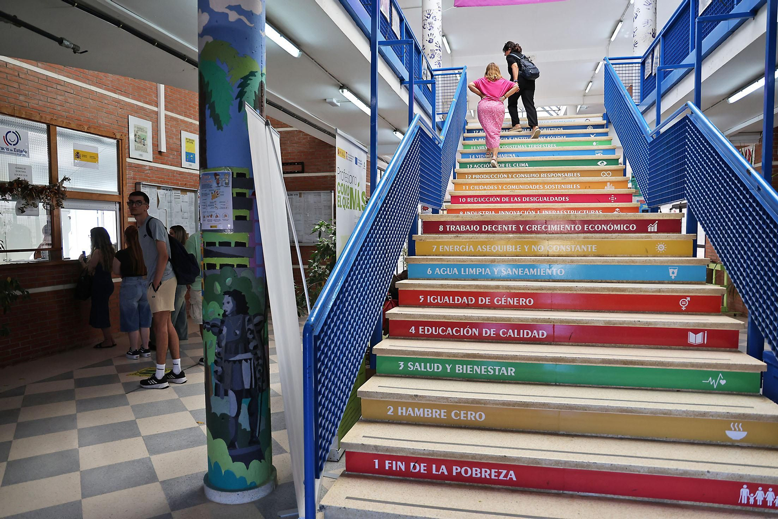 Imágenes del inicio de curso 2025,2026 de Secundaria, Bachillerato, Formación Profesional y ...