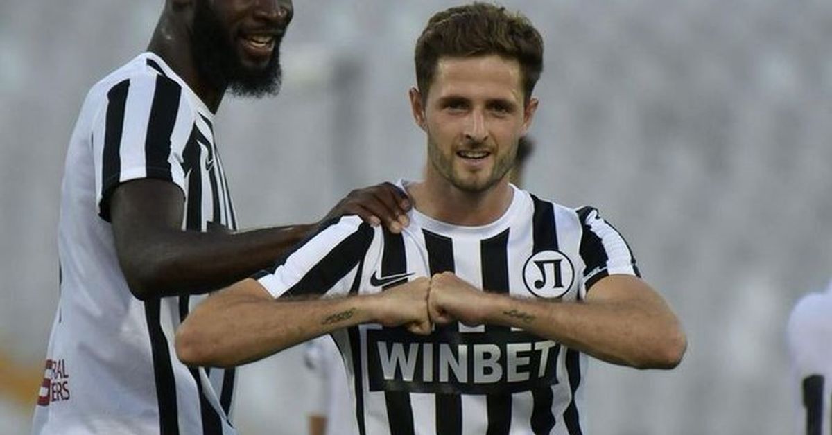 Real Balompédica | Primera RFEF: La Balona ficha al lateral zurdo ...