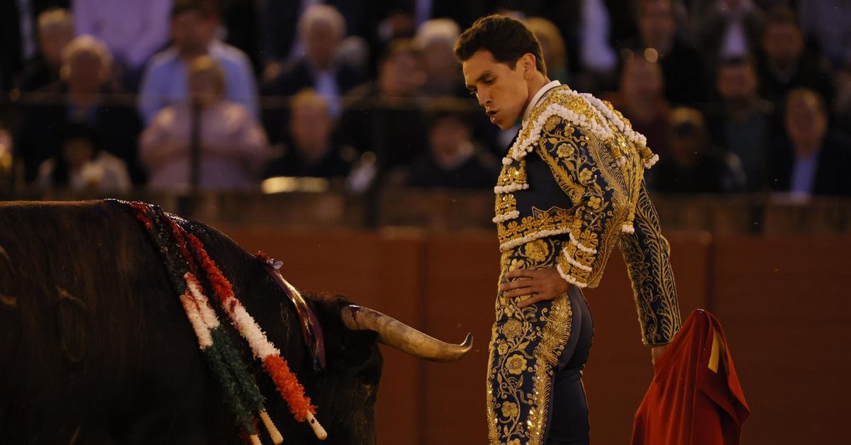 Así hemos contado la quinta de abono con El Fandi, David Galván y Ginés ...