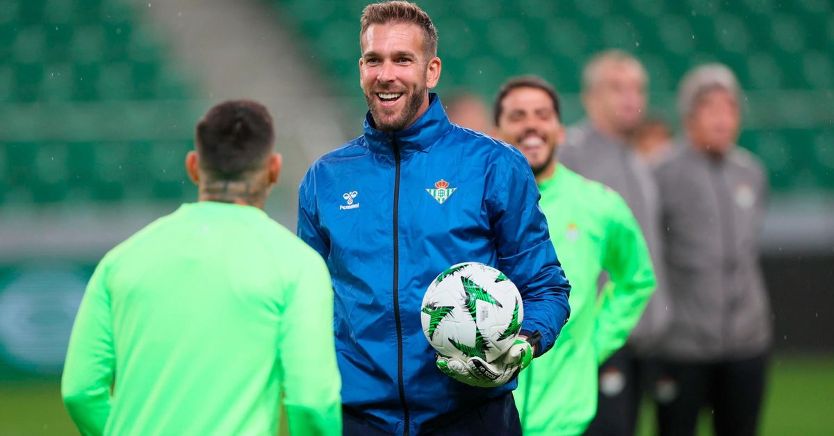 Adrián, de vuelta en el Betis más de once años después