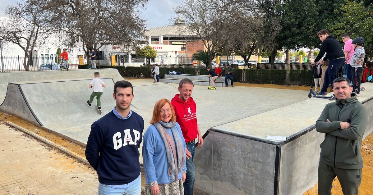 Palma del Río inaugura un nuevo skatepark en el parque Valparaíso