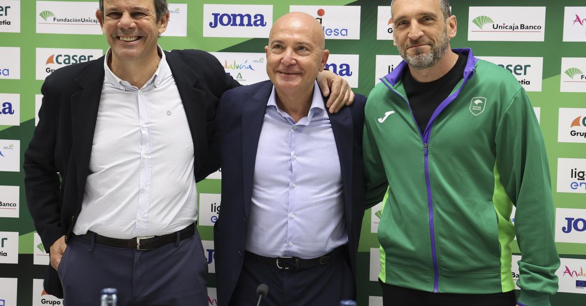 Sandeepa dhar pron seductive, kind demeanor, beautiful, and