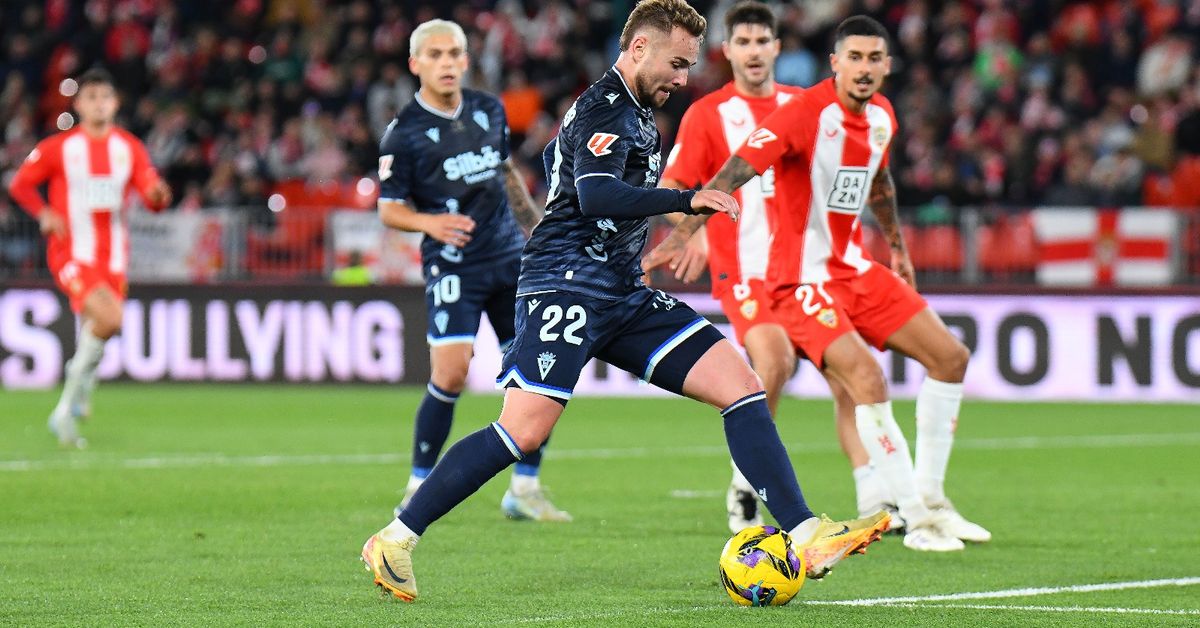 El Cádiz CF, un mes sin Ontiveros y Brian Ocampo corre peligro