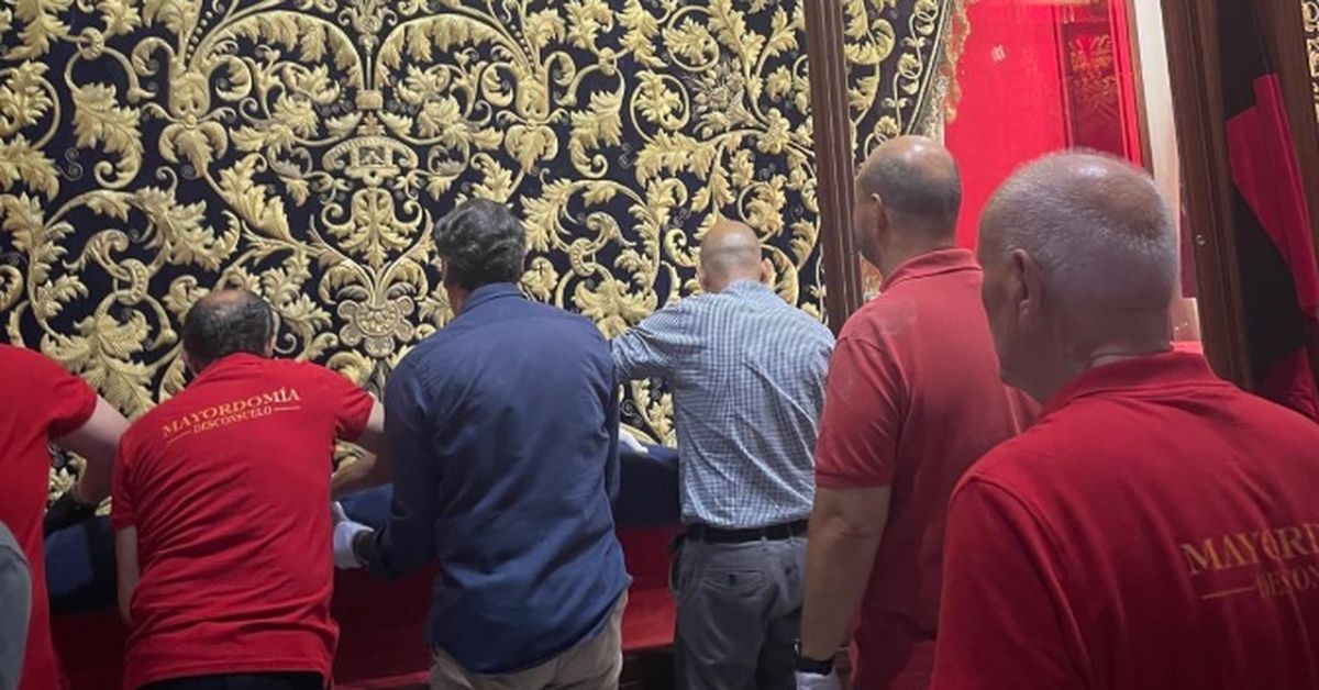 El manto azul juanmanuelino de la Amargura regresa a San Juan de la ...