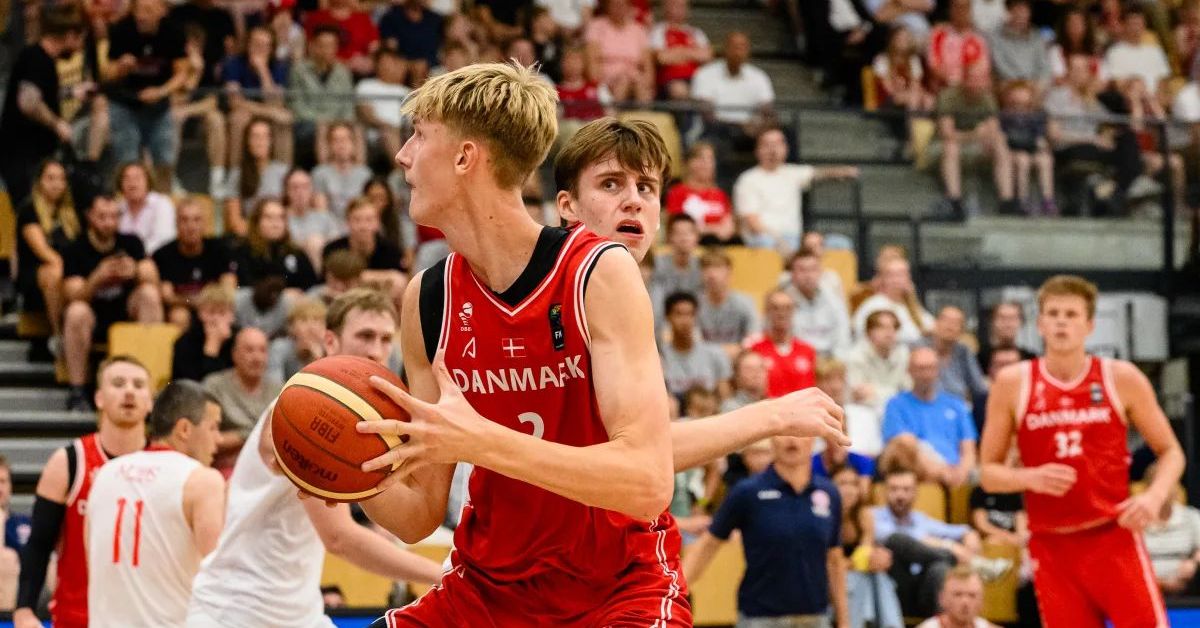 Marcus Moller, a buen nivel con Dinamarca en el Premundial