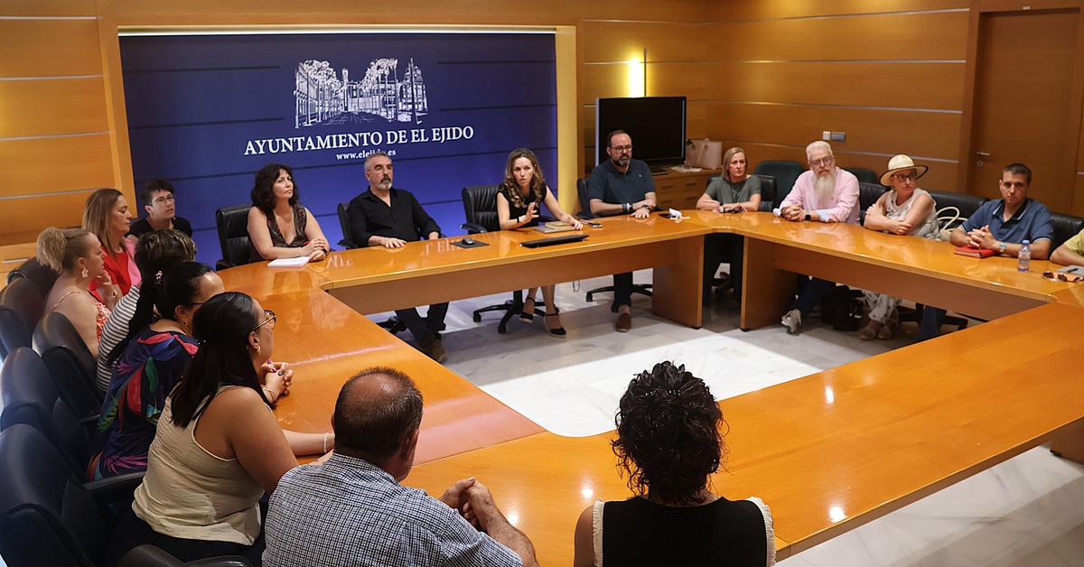 El Ejido quiere testar cómo está su comercio local: en marcha un Plan ...