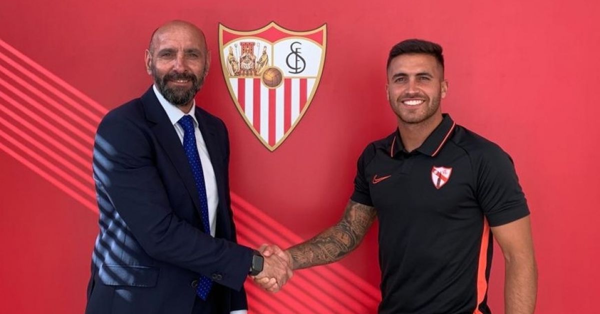 Sevilla FC: Oficial: Álex Robles firma por tres años para el filial