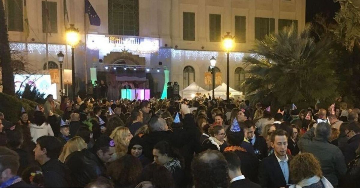 Habrá dos fiestas de Fin de Año en la plaza Isaac Peral, en El Puerto