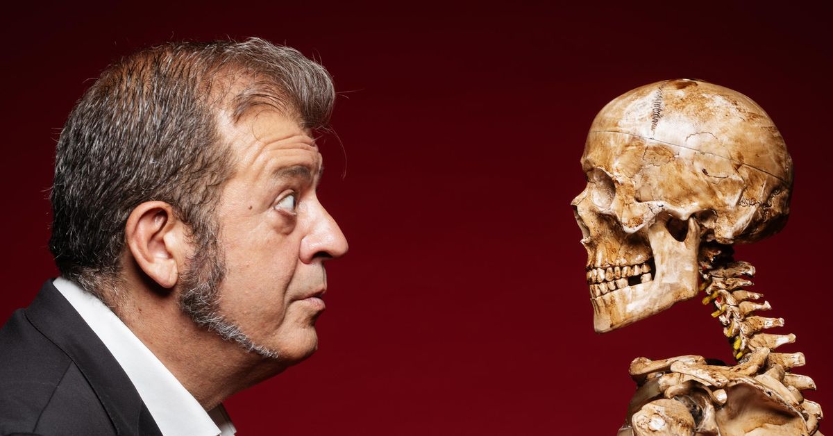 El cuerpo presente de Julio Fraga