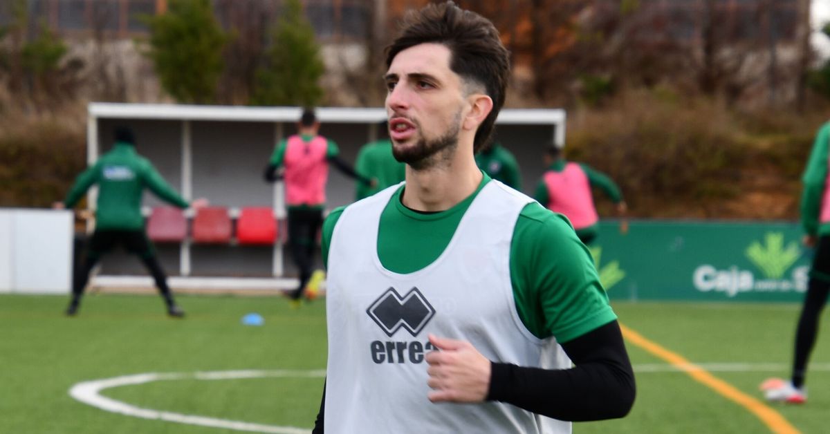 Christian Delgado seguirá en el Numancia tras cerrar su etapa en el ...