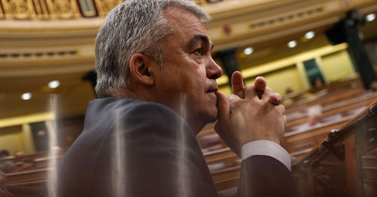 Cerdán renuncia a su acta de diputado y se da de baja en el PSOE