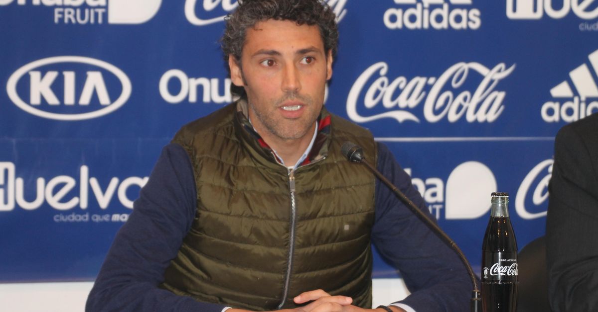 Óscar Carazo cuenta con Alberto Ródenas y explica la salida de Diego Vargas