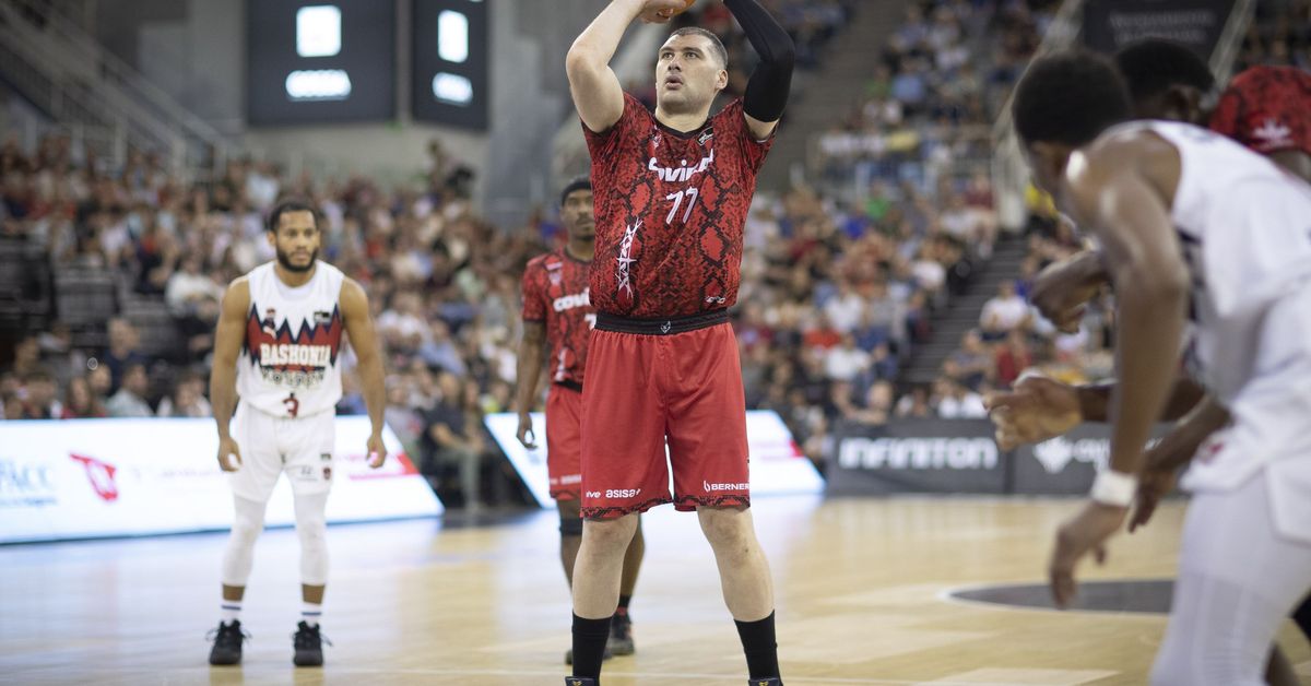 El Covirán Granada, en plena remodelación, visita al potente Unicaja