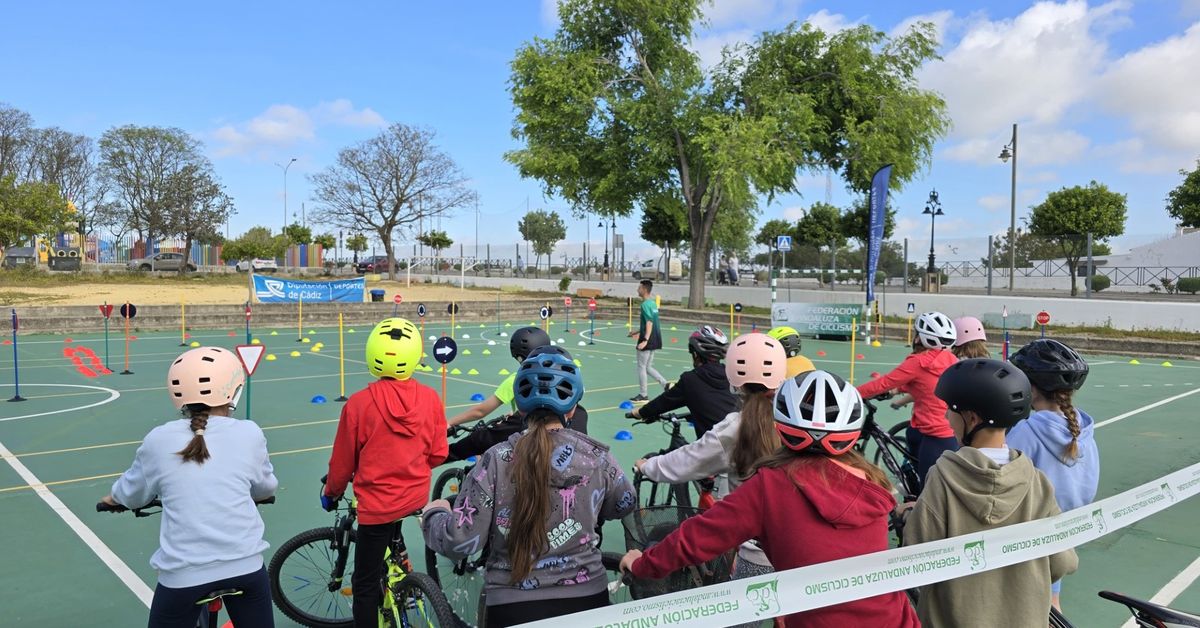 50 alumnos del CEIP Barca de la Florida estrenan la nueva campaña 'Bici ...