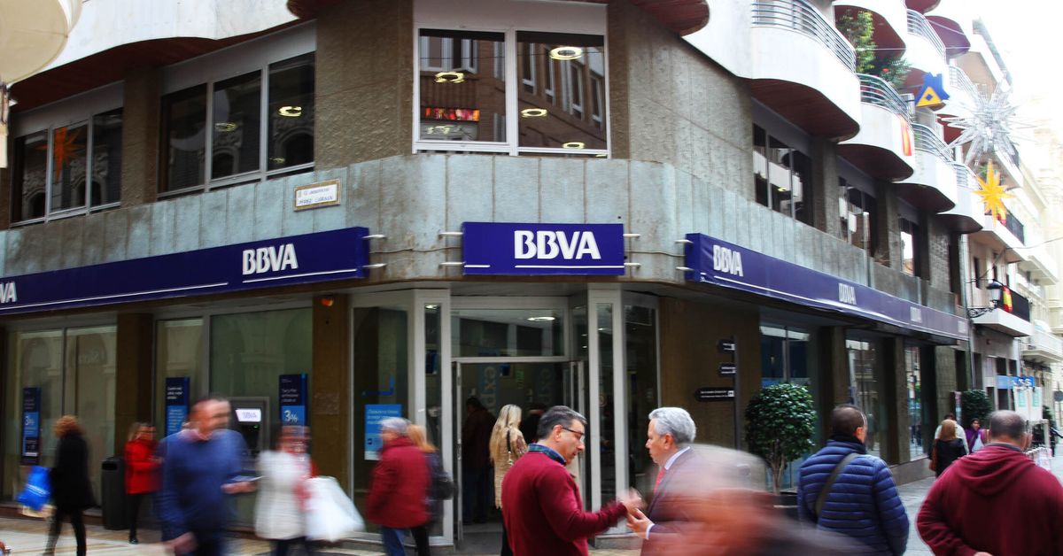 La primera emisión de un bono regulado con "blockchain" en España ha ...