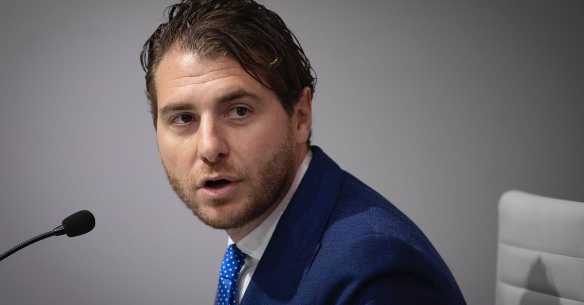 Tognozzi dice que Álvaro pidió marcharse del Granada