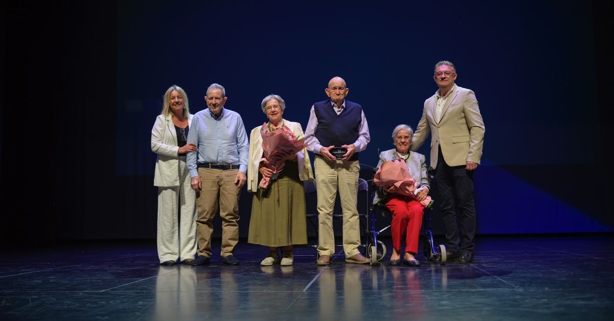 Todo el amor y cariño de Berja para María Dolores Gutiérrez, Ramón ...