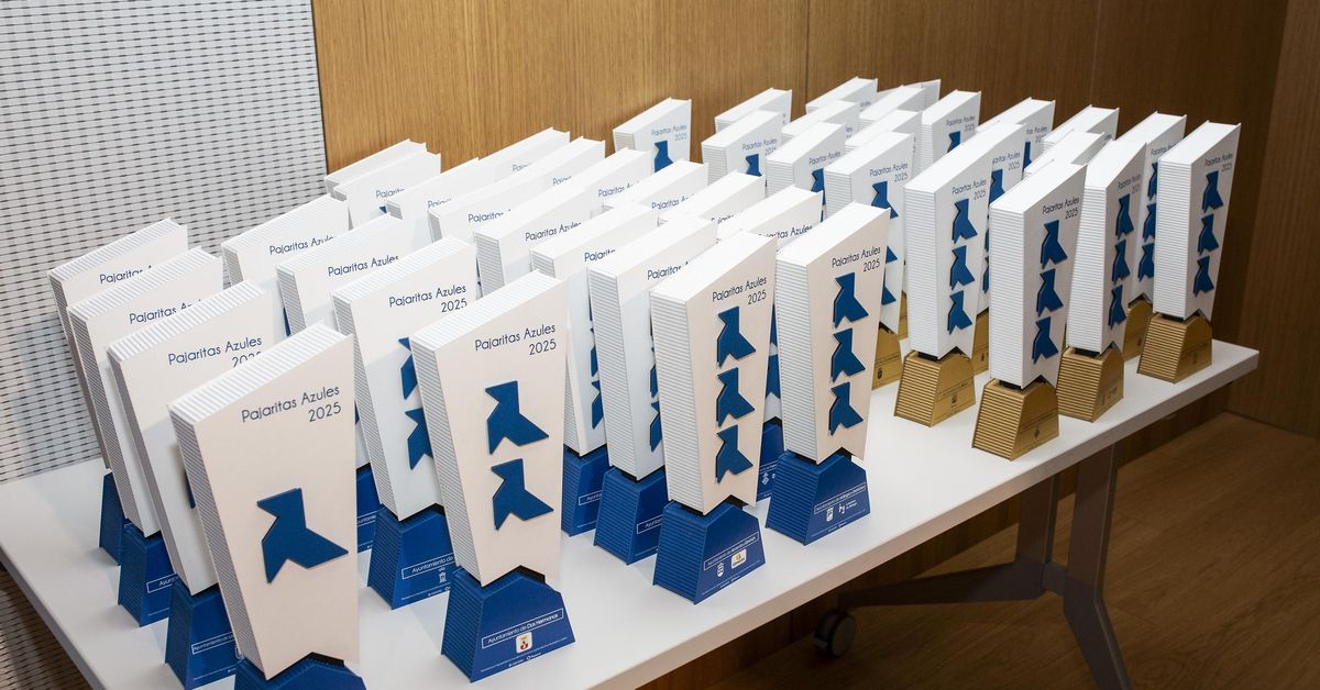 Córdoba recibe el premio Pajarita Ilustre por su implicación con el ...