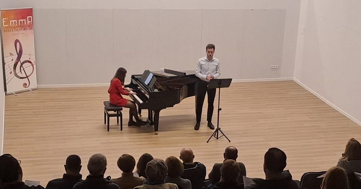 El talento de Valentín Miralles y Mari Francis Sáez emocionó al público ...