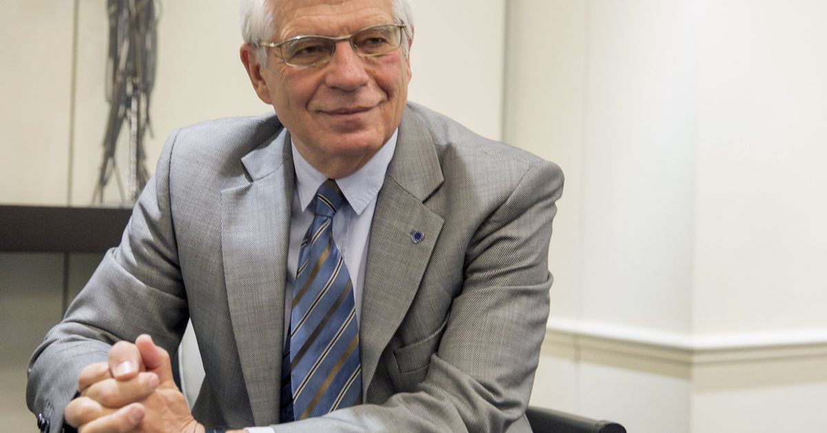 Borrell anuncia su aval a Pedro Sánchez, convencido de que "puede ganar"