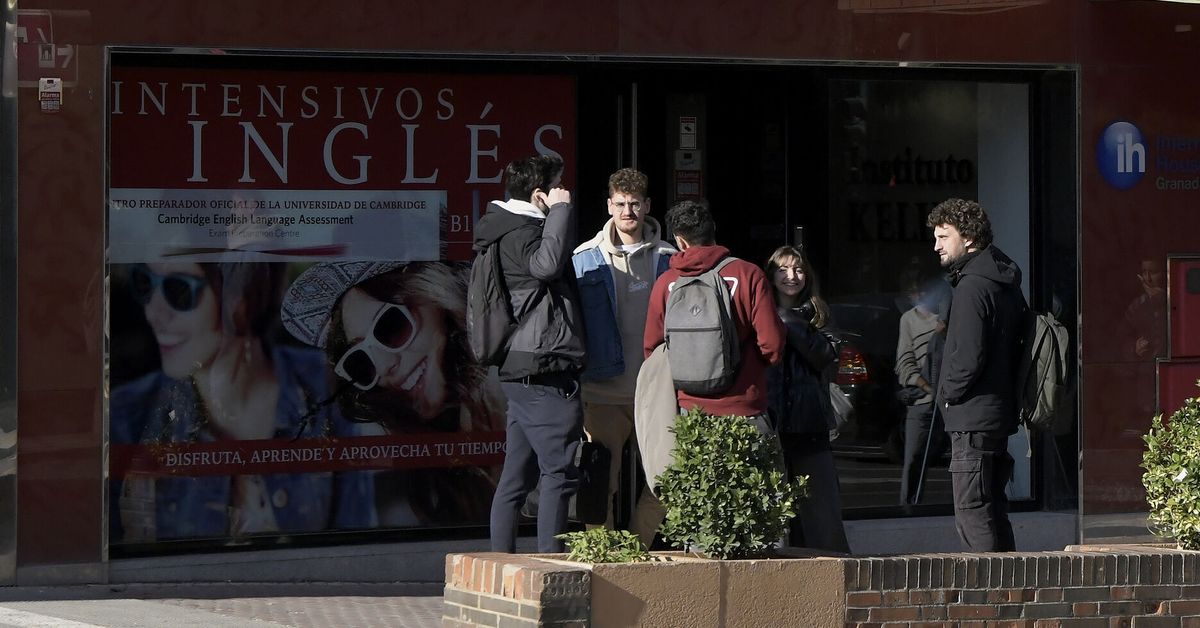 Menos de una cuarta parte de los granadinos puede mantener una conversación fluida en inglés