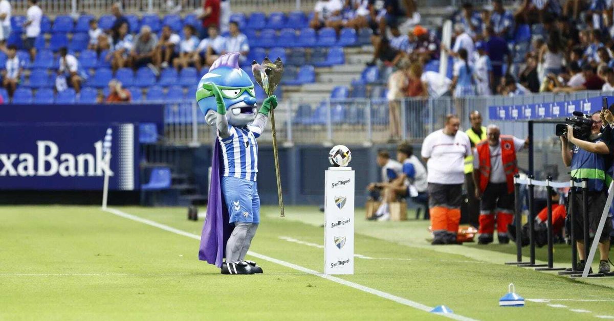 El amargo estreno de Súper Boke, la nueva mascota del Málaga CF