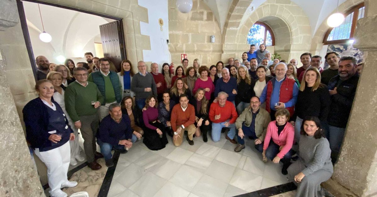 Trabajadores de Urbanismo homenajean a Manuel Aranda