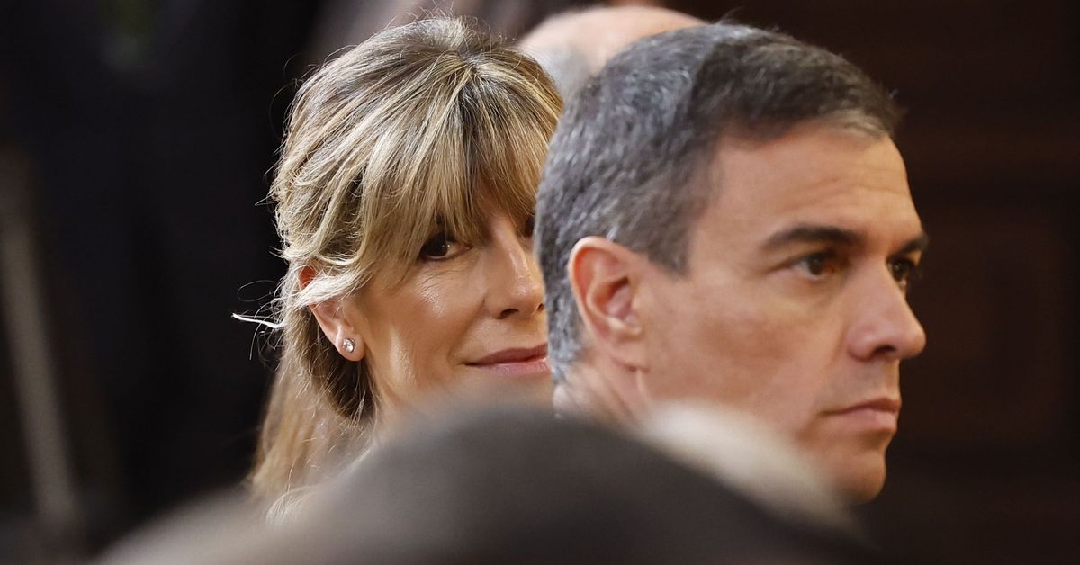 Bokep bocah sd vs tante she came over punctually and looked