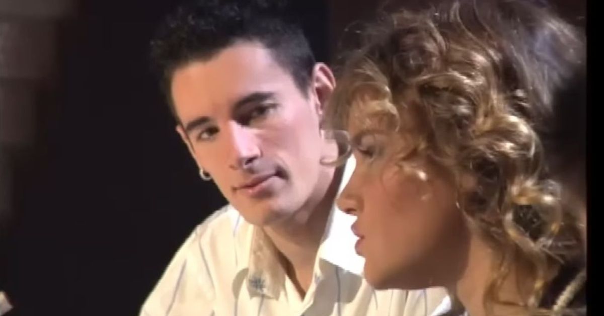 Andy y Lucas junto a Melody en aquella noche con Jesús Quintero