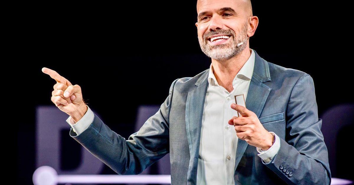 Luca Lazzarini: “Lo que diferencia al ser humano de una máquina es su ...