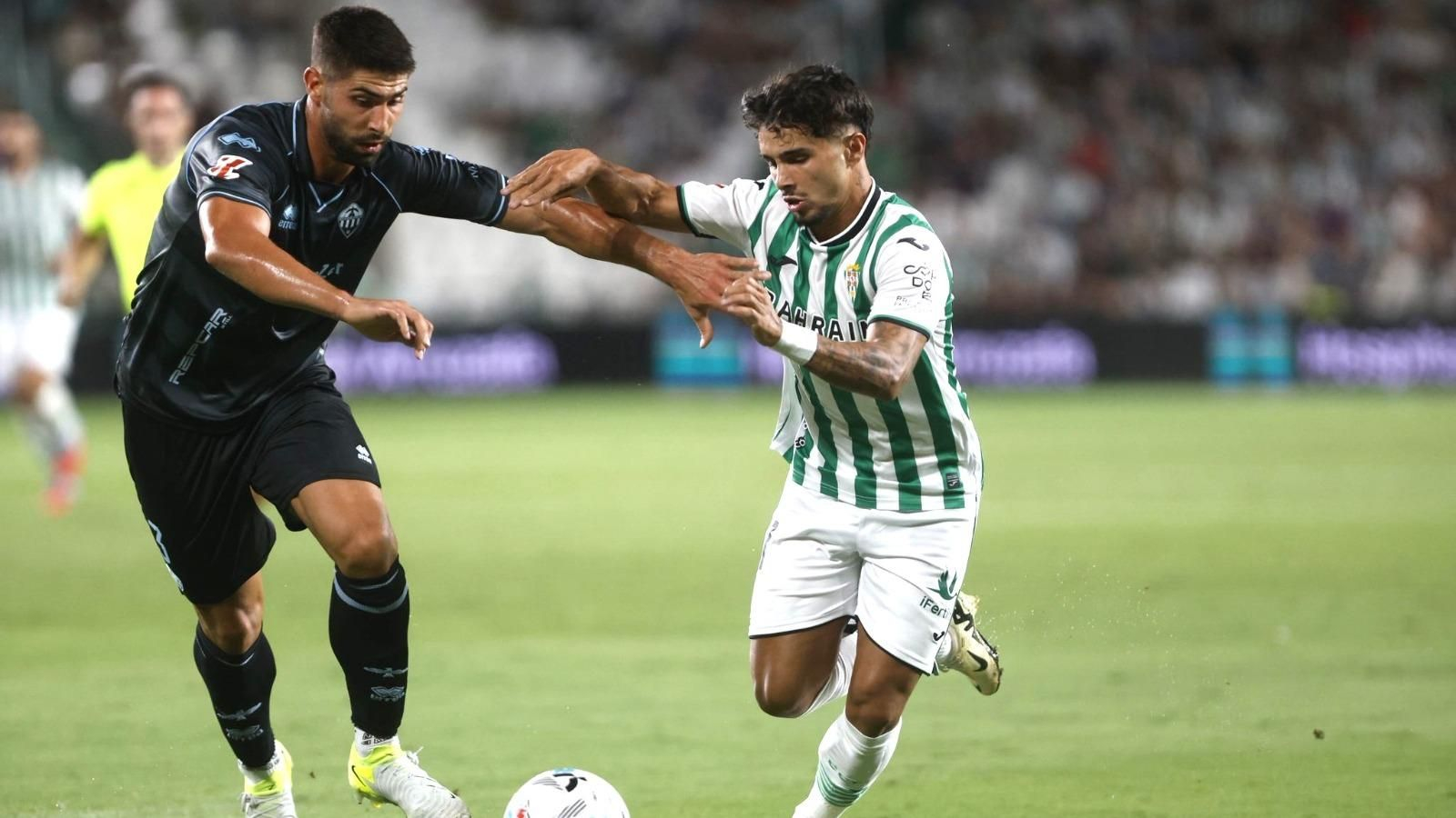 El Córdoba CF se trabaja su primera victoria de la temporada: resultado, resumen y goles