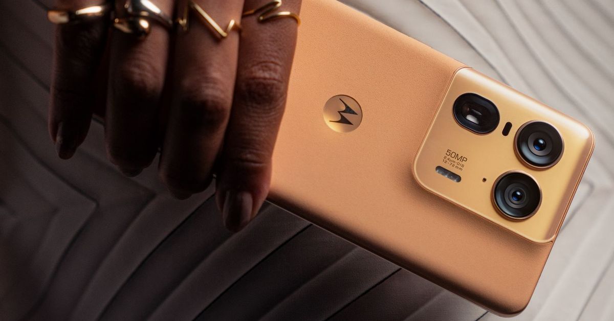 La serie de smartphones Motorola Edge 50, en imágenes