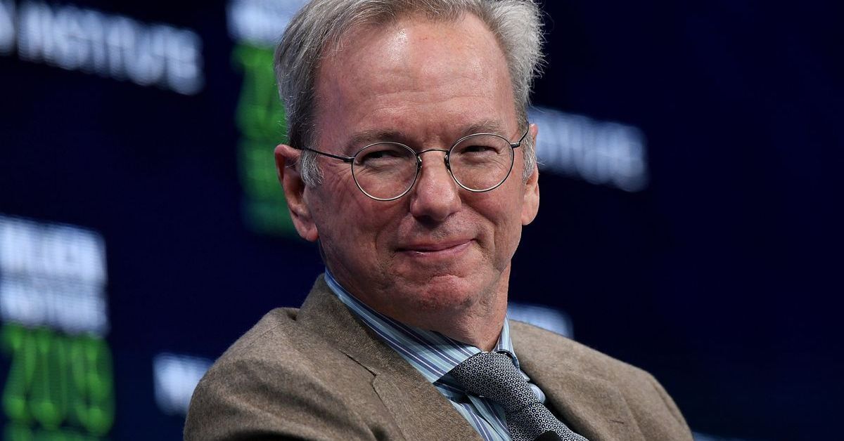 Eric Schmidt: “La inteligencia artificial es un nuevo amanecer tecnológico”