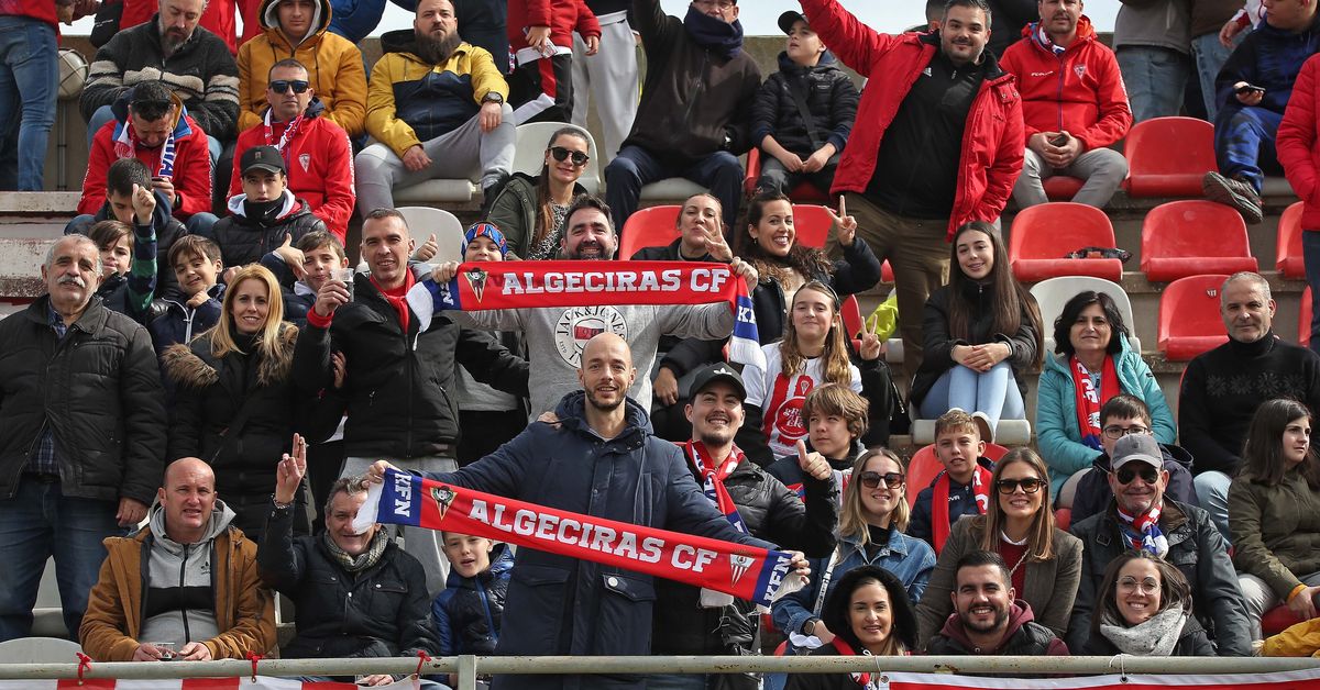 Algeciras CF - AD Ceuta CF | Primera Federación: Fotos de la afición ...