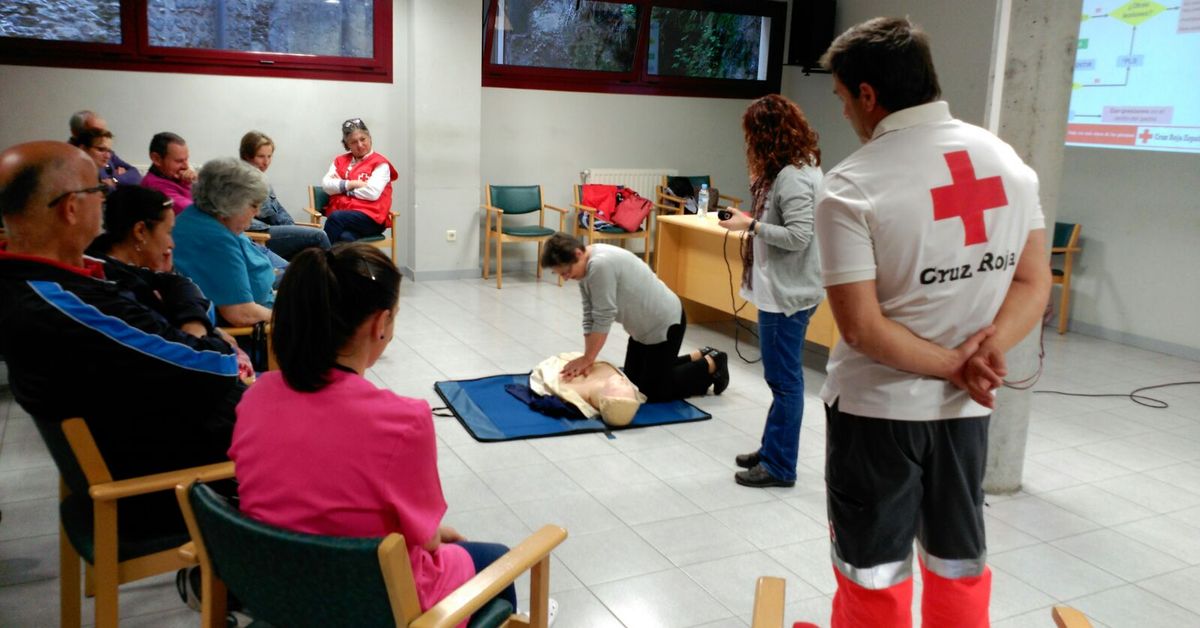 X** vídeos p**** i met her a few times throughout my week I