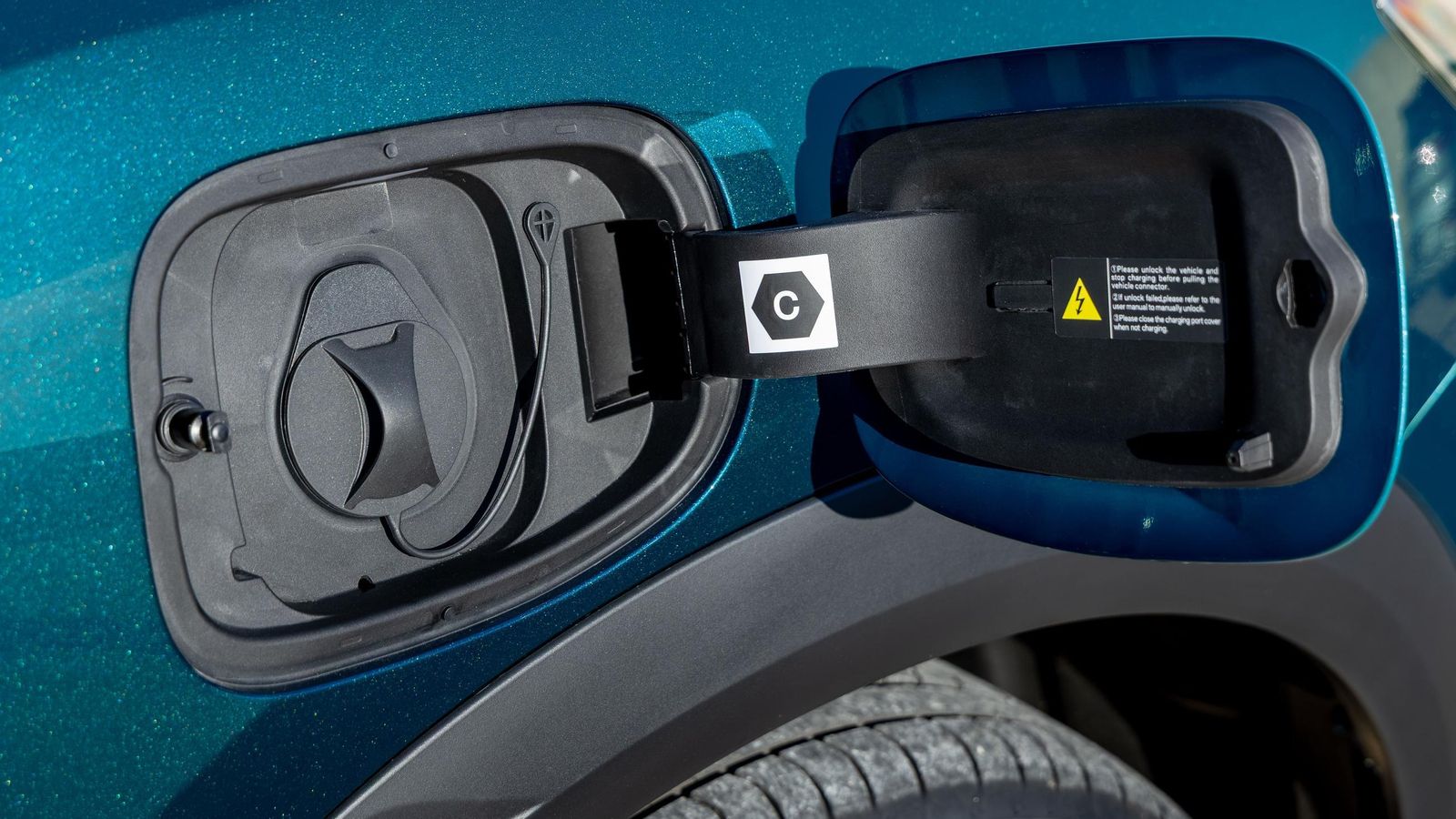 El Atto 2 de BYD, ahora también con versiones híbridas enchufables DM-i