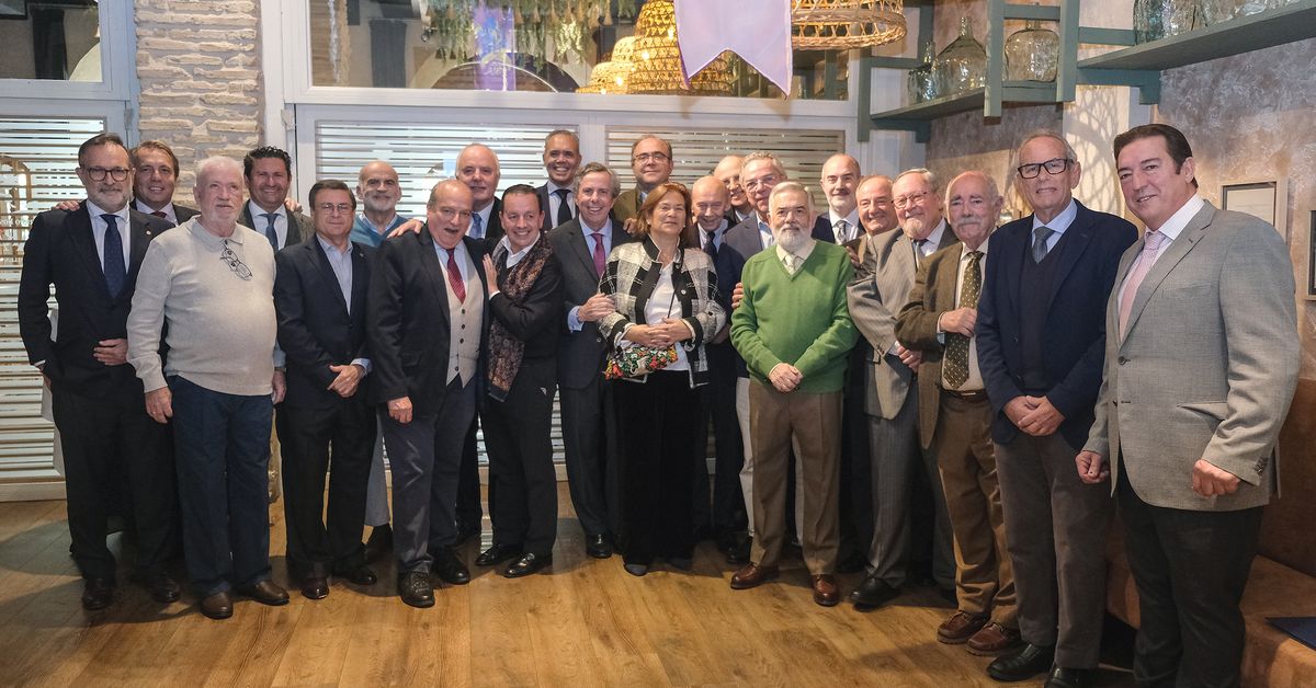 El Ateneo constituye la Orden de los Grandes Visires de la Cabalgata de ...